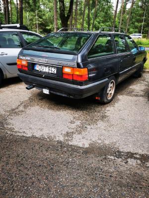 Black Audi 100 1988 in Visaginas, with an engine capacity of 2.30 L and mileage of 256 thousand km for 1000 €, photo 11 on AUTOMOTO.COM.LV