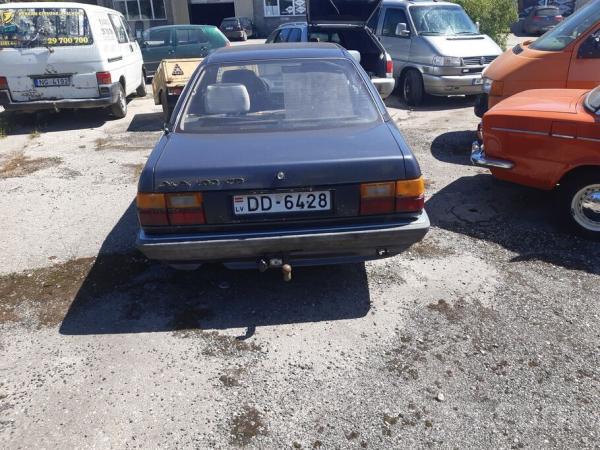 Blue Audi 100 1983 in Jekabpils, with an engine capacity of 2.20 L and mileage of 264 thousand km for 950 €, photo 2 on AUTOMOTO.COM.LV