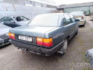 Zils Audi 100 1988 Madona, ar dzinēja tilpumu 2.30 L un nobraukumu 386 tūkst. km par 950 €, foto 3 vietnē AUTOMOTO.COM.LV