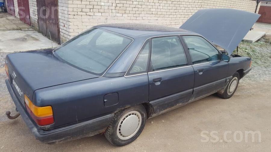 Blue Audi 100 1988 in Daugavpils, with an engine capacity of 1.80 L and mileage of 0 thousand km for 650 €, photo 1 on AUTOMOTO.COM.LV