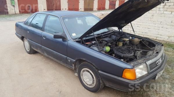 Zils Audi 100 1988 Daugavpils, ar dzinēja tilpumu 1.80 L un nobraukumu 0 tūkst. km par 650 €, foto 2 vietnē AUTOMOTO.COM.LV