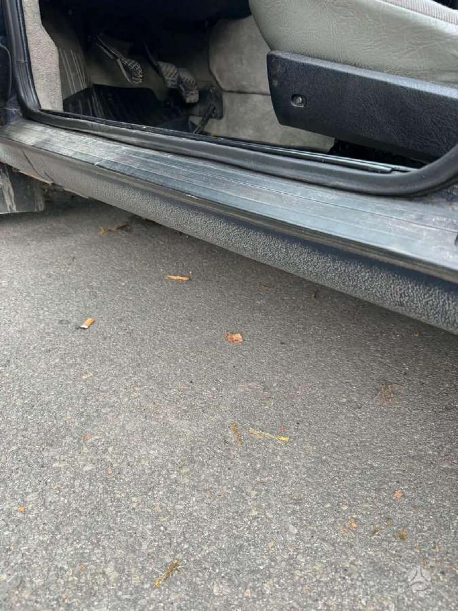 Zils Audi 100 1989 Kauņa, ar dzinēja tilpumu 1.80 L un nobraukumu 340 tūkst. km par 1300 €, foto 7 vietnē AUTOMOTO.COM.LV