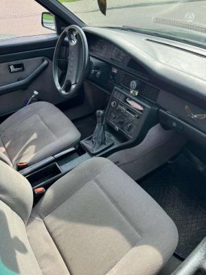 Zils Audi 100 1989 Kauņa, ar dzinēja tilpumu 1.80 L un nobraukumu 340 tūkst. km par 1300 €, foto 14 vietnē AUTOMOTO.COM.LV