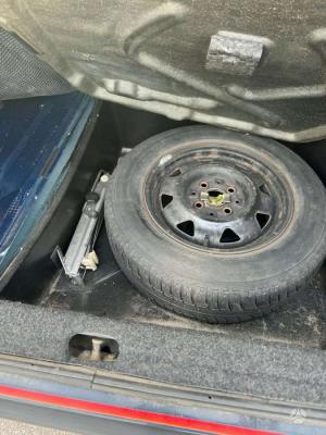 Zils Audi 100 1989 Kauņa, ar dzinēja tilpumu 1.80 L un nobraukumu 340 tūkst. km par 1300 €, foto 15 vietnē AUTOMOTO.COM.LV