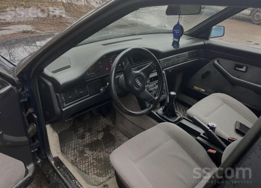 Blue Audi 100 1989 in Valmiera, with an engine capacity of 2.00 L and mileage of 0 thousand km for 2240 €, photo 6 on AUTOMOTO.COM.LV