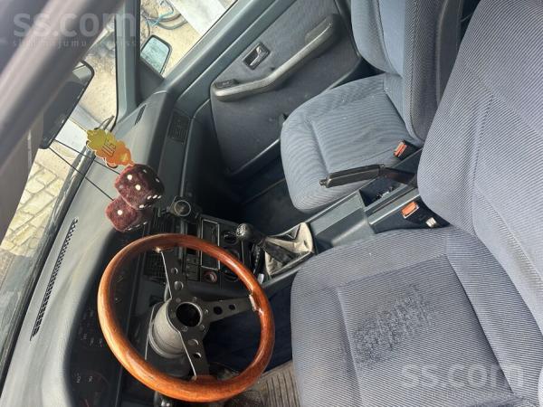 Zils Audi 100 1990 Rīga, ar dzinēja tilpumu 2.00 L un nobraukumu 382 tūkst. km par 2000 €, foto 3 vietnē AUTOMOTO.COM.LV