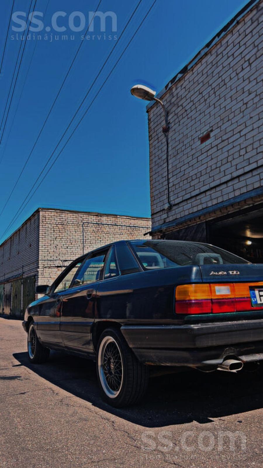Zils Audi 100 1990 Rīga, ar dzinēja tilpumu 2.00 L un nobraukumu 382 tūkst. km par 2000 €, foto 6 vietnē AUTOMOTO.COM.LV