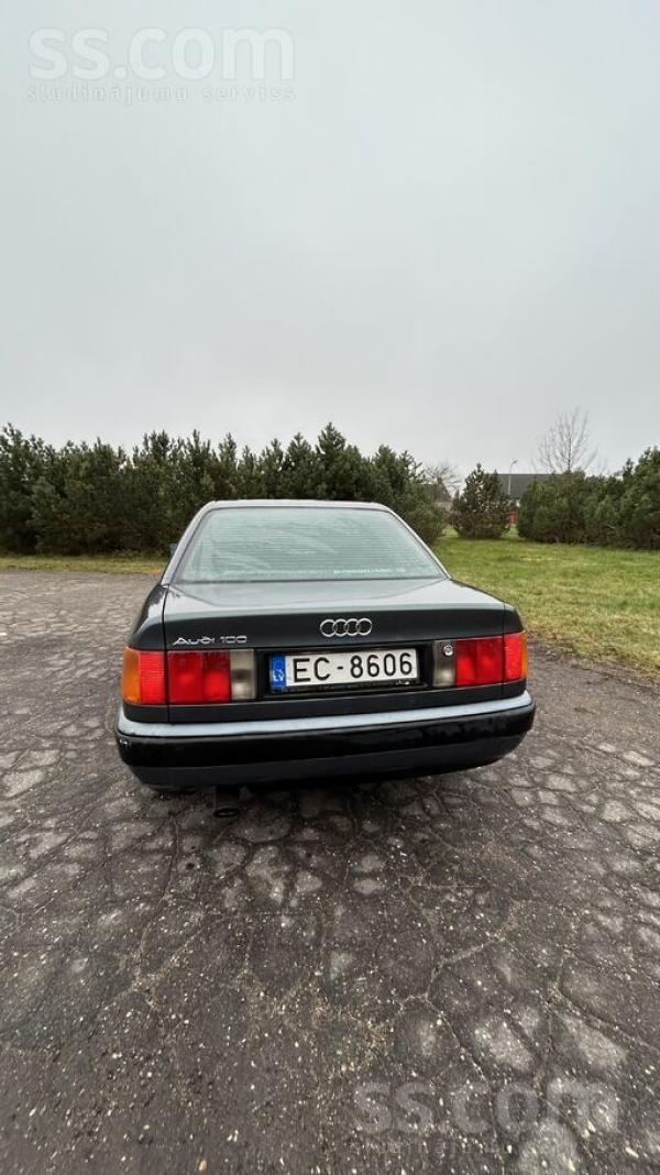 Blue Audi 100 1991 in Liepaja, with an engine capacity of 2.00 L and mileage of 206 thousand km for 1500 €, photo 6 on AUTOMOTO.COM.LV