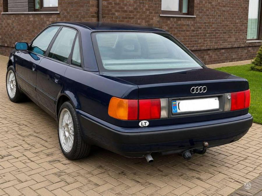 Zils Audi 100 1991 Klaipėda, ar dzinēja tilpumu 1.99 L un nobraukumu 242 tūkst. km par 3900 €, foto 4 vietnē AUTOMOTO.COM.LV