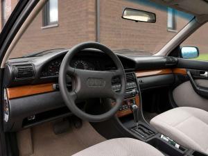 Zils Audi 100 1991 Klaipėda, ar dzinēja tilpumu 1.99 L un nobraukumu 242 tūkst. km par 3900 €, foto 9 vietnē AUTOMOTO.COM.LV