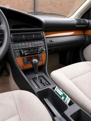 Zils Audi 100 1991 Klaipėda, ar dzinēja tilpumu 1.99 L un nobraukumu 242 tūkst. km par 3900 €, foto 10 vietnē AUTOMOTO.COM.LV