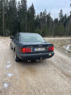 Blue Audi 100 1992 in Gulbene, with an engine capacity of 2.50 L and mileage of 566 thousand km for 500 €, photo 3 on AUTOMOTO.COM.LV