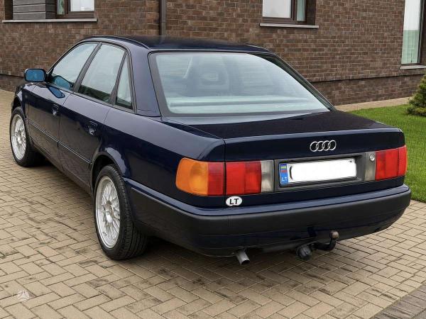 Zils Audi 100 1992 Klaipėda, ar dzinēja tilpumu 2.00 L un nobraukumu 242 tūkst. km par 2950 €, foto 3 vietnē AUTOMOTO.COM.LV