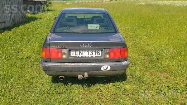 Blue Audi 100 1992 in Ludza, with an engine capacity of 2.50 L and mileage of 472 thousand km for 1000 €, photo 4 on AUTOMOTO.COM.LV