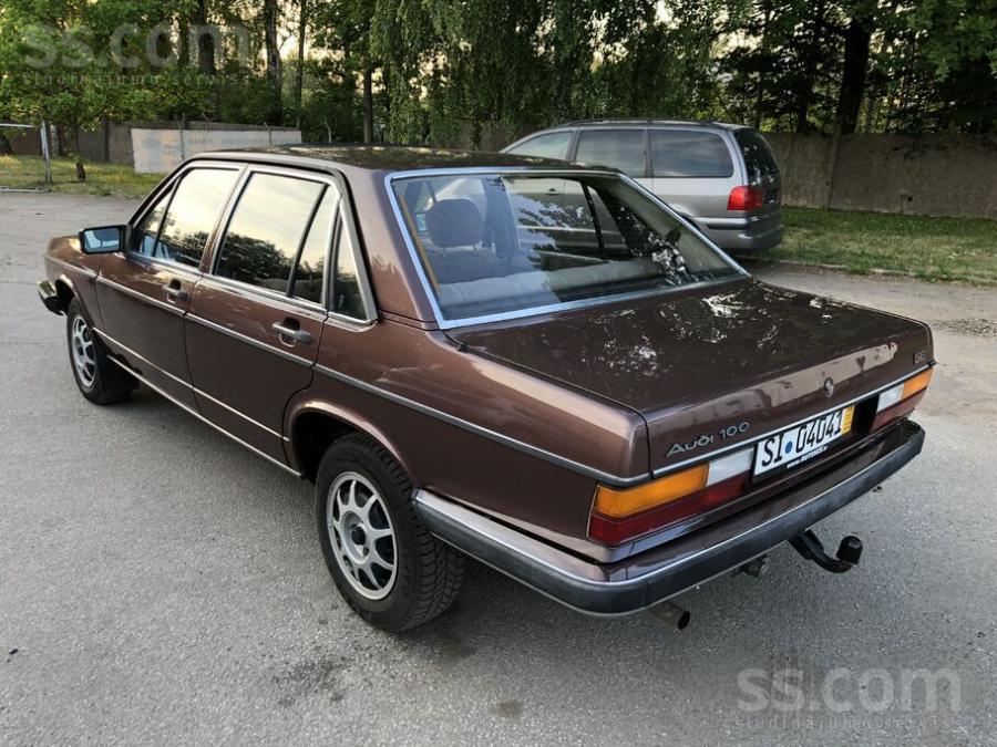 Brūns Audi 100 1981 Limbaži, ar dzinēja tilpumu 2.10 L un nobraukumu 247 tūkst. km par 6250 €, foto 4 vietnē AUTOMOTO.COM.LV