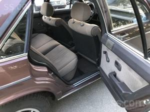 Brūns Audi 100 1981 Limbaži, ar dzinēja tilpumu 2.10 L un nobraukumu 247 tūkst. km par 6250 €, foto 8 vietnē AUTOMOTO.COM.LV