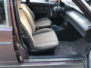 Brūns Audi 100 1981 Limbaži, ar dzinēja tilpumu 2.10 L un nobraukumu 247 tūkst. km par 6250 €, foto 10 vietnē AUTOMOTO.COM.LV