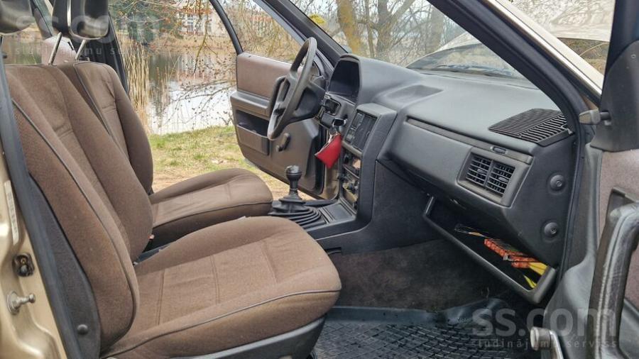 Brown Audi 100 1986 in Riga, with an engine capacity of 1.80 L and mileage of 0 thousand km for 1090 €, photo 17 on AUTOMOTO.COM.LV