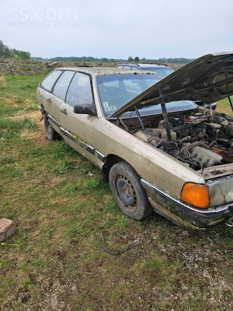 Brūns Audi 100 1984 Gulbene, ar dzinēja tilpumu 2.20 L un nobraukumu 444 tūkst. km par 400 €, foto 3 vietnē AUTOMOTO.COM.LV