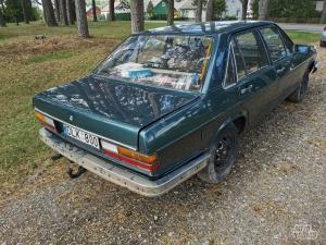Zaļš Audi 100 1982 Kauņa, ar dzinēja tilpumu 1.60 L un nobraukumu 300 tūkst. km par 1500 €, foto 5 vietnē AUTOMOTO.COM.LV