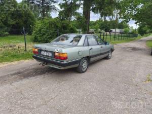 Zaļš Audi 100 1984 Rīga, ar dzinēja tilpumu 2.20 L un nobraukumu 260 tūkst. km par 950 €, foto 5 vietnē AUTOMOTO.COM.LV