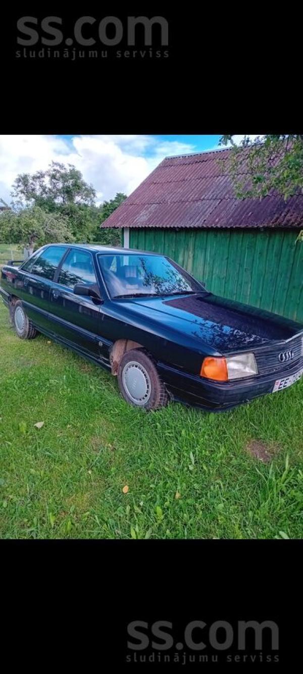 Green Audi 100 1988 in Kraslava, with an engine capacity of 1.80 L and mileage of 242 thousand km for 1000 €, photo 2 on AUTOMOTO.COM.LV