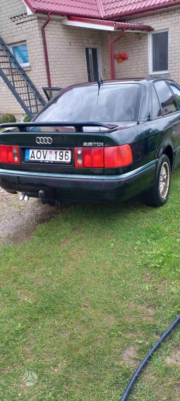 Zaļš Audi 100 1992 Viļņa, ar dzinēja tilpumu 2.50 L un nobraukumu 270 tūkst. km par 780 €, foto 2 vietnē AUTOMOTO.COM.LV