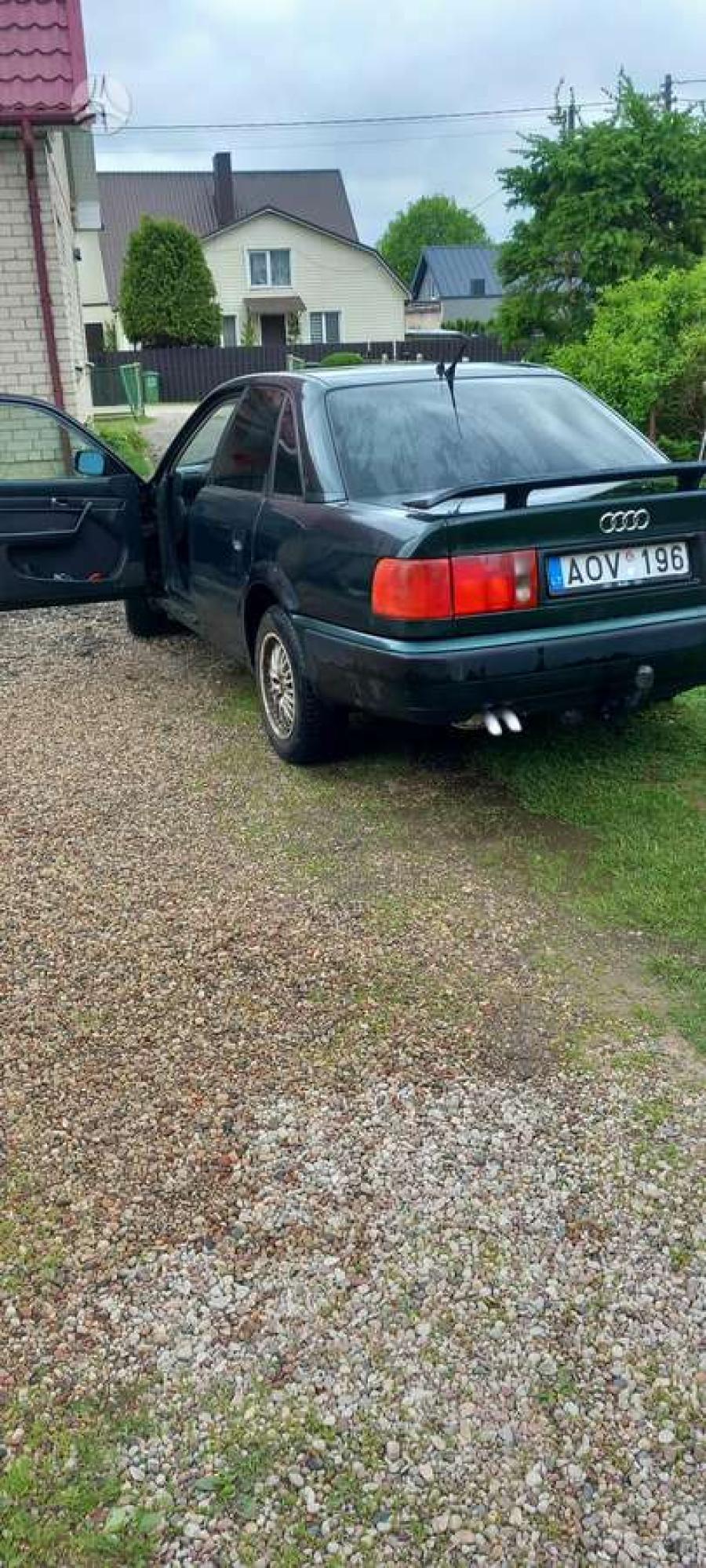 Zaļš Audi 100 1992 Viļņa, ar dzinēja tilpumu 2.50 L un nobraukumu 270 tūkst. km par 780 €, foto 4 vietnē AUTOMOTO.COM.LV