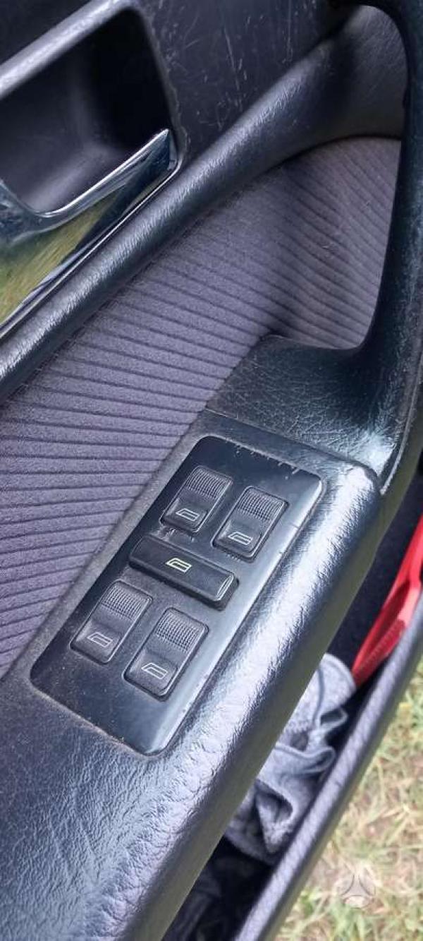Zaļš Audi 100 1992 Viļņa, ar dzinēja tilpumu 2.50 L un nobraukumu 270 tūkst. km par 780 €, foto 6 vietnē AUTOMOTO.COM.LV