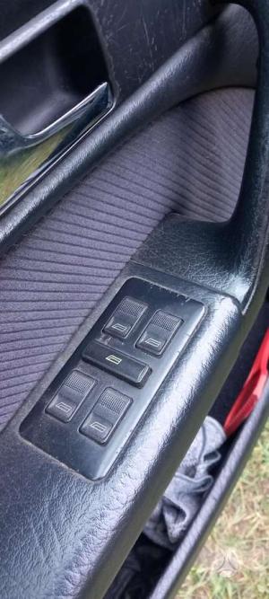 Zaļš Audi 100 1992 Viļņa, ar dzinēja tilpumu 2.50 L un nobraukumu 270 tūkst. km par 780 €, foto 7 vietnē AUTOMOTO.COM.LV