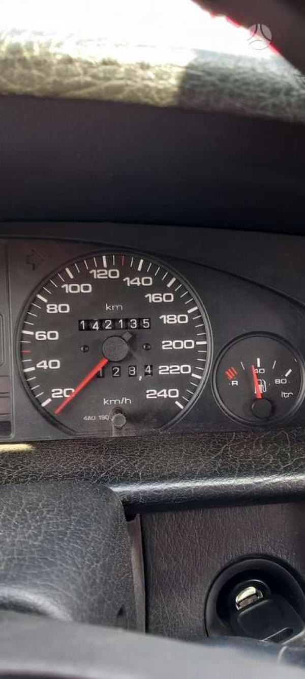 Zaļš Audi 100 1992 Viļņa, ar dzinēja tilpumu 2.50 L un nobraukumu 270 tūkst. km par 780 €, foto 7 vietnē AUTOMOTO.COM.LV