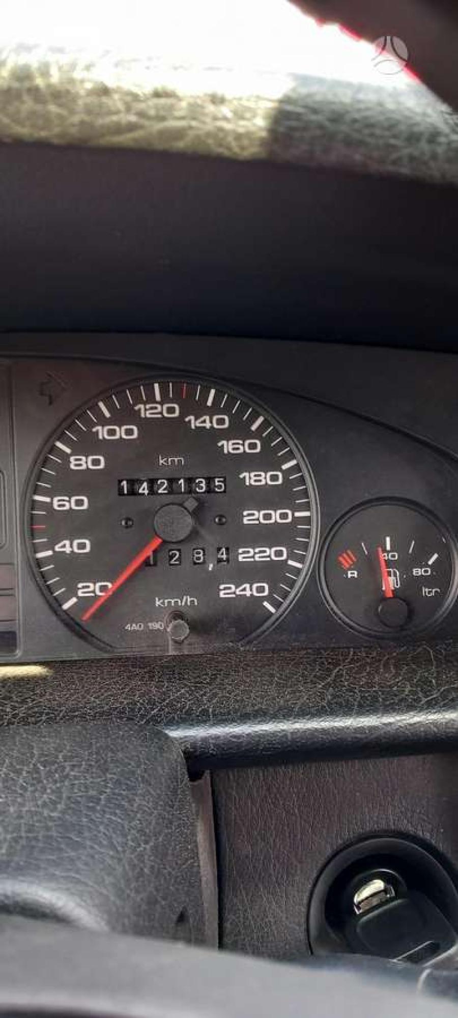 Zaļš Audi 100 1992 Viļņa, ar dzinēja tilpumu 2.50 L un nobraukumu 270 tūkst. km par 780 €, foto 8 vietnē AUTOMOTO.COM.LV
