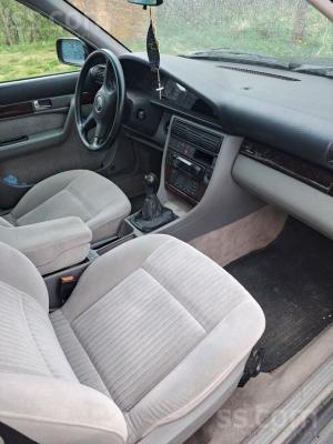 Green Audi 100 1993 in Saldus, with an engine capacity of 2.50 L and mileage of 345 thousand km for 1750 €, photo 10 on AUTOMOTO.COM.LV