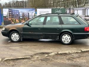 Green Audi 100 1992 in Riga, with an engine capacity of 2.80 L and mileage of 213 thousand km for 1600 €, photo 4 on AUTOMOTO.COM.LV