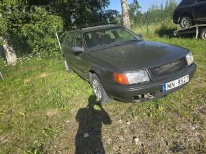 Green Audi 100 1992 in Ventspils, with an engine capacity of 2.30 L and mileage of 550 thousand km for 1250 €, photo  on AUTOMOTO.COM.LV