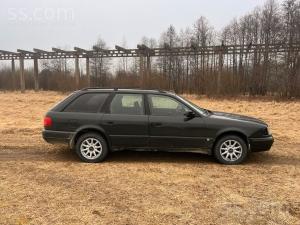 Zaļš Audi 100 1992 Ventspils, ar dzinēja tilpumu 2.30 L un nobraukumu 550 tūkst. km par 1250 €, foto 3 vietnē AUTOMOTO.COM.LV
