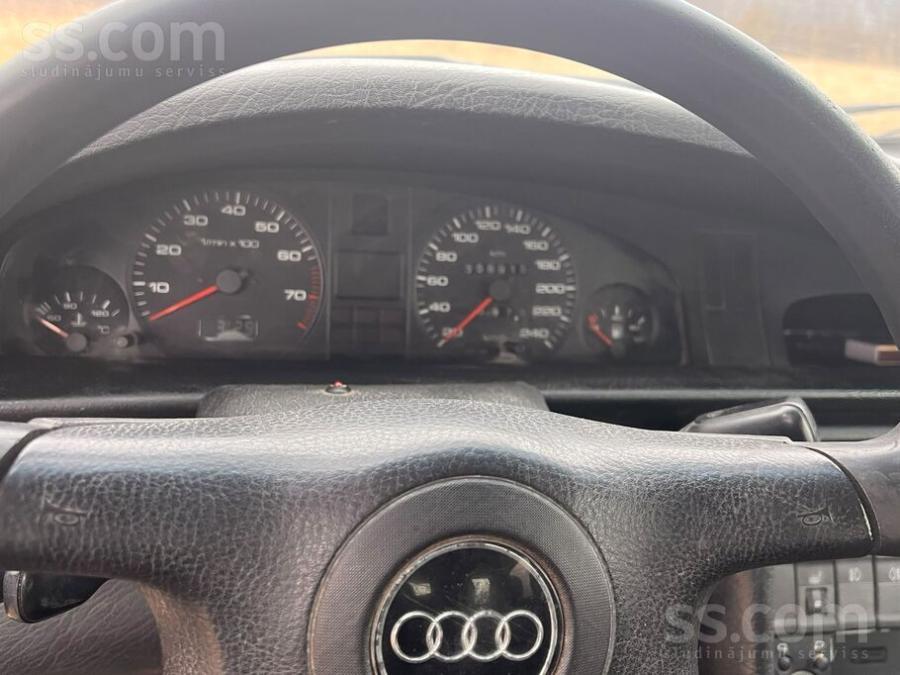 Zaļš Audi 100 1992 Ventspils, ar dzinēja tilpumu 2.30 L un nobraukumu 550 tūkst. km par 1250 €, foto 5 vietnē AUTOMOTO.COM.LV