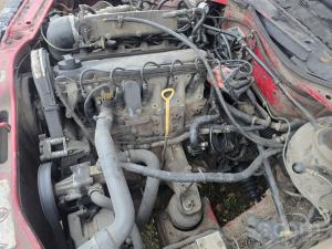 Green Audi 100 1992 in Ventspils, with an engine capacity of 2.30 L and mileage of 350 thousand km for 1190 €, photo 5 on AUTOMOTO.COM.LV