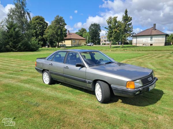 Grey Audi 100 1985 in Telschi, with an engine capacity of 2.20 L and mileage of 160 thousand km for 1500 €, photo 3 on AUTOMOTO.COM.LV