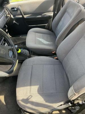 Grey Audi 100 1986 in Kretinga, with an engine capacity of 1.80 L and mileage of 282 thousand km for 1300 €, photo 5 on AUTOMOTO.COM.LV