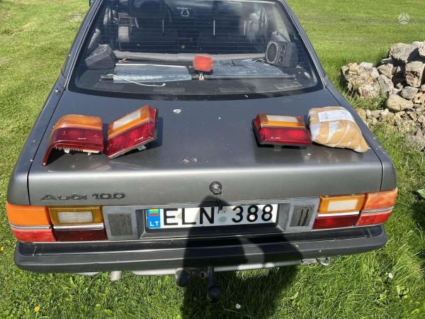Grey Audi 100 1986 in Kretinga, with an engine capacity of 1.80 L and mileage of 282 thousand km for 1300 €, photo 7 on AUTOMOTO.COM.LV