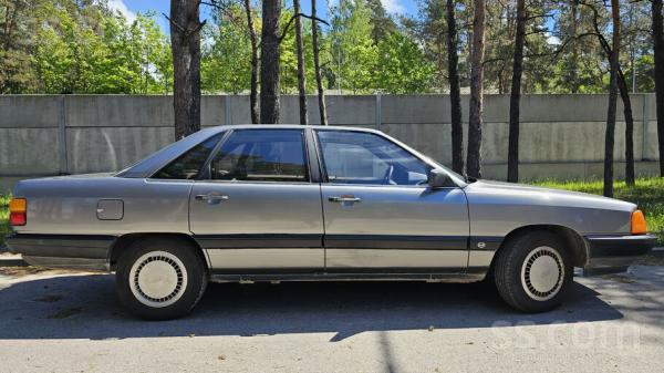 Grey Audi 100 1987 in Riga, with an engine capacity of 2.00 L and mileage of 214 thousand km for 1600 €, photo 2 on AUTOMOTO.COM.LV