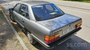 Grey Audi 100 1987 in Riga, with an engine capacity of 2.00 L and mileage of 214 thousand km for 1600 €, photo 8 on AUTOMOTO.COM.LV