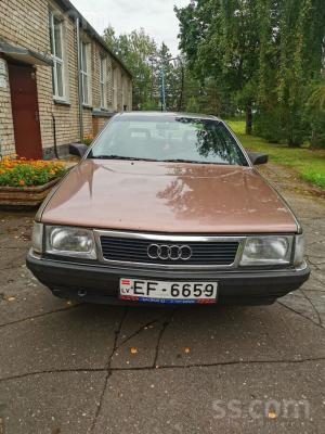 Pelēks Audi 100 1989 Daugavpils, ar dzinēja tilpumu 1.80 L un nobraukumu 301 tūkst. km par 1250 €, foto 8 vietnē AUTOMOTO.COM.LV