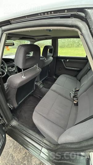 Pelēks Audi 100 1991 Liepāja, ar dzinēja tilpumu 2.00 L un nobraukumu 210 tūkst. km par 1500 €, foto 8 vietnē AUTOMOTO.COM.LV