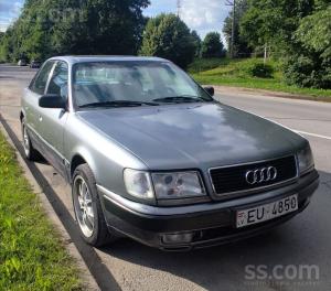 Pelēks Audi 100 1991 Rīga, ar dzinēja tilpumu 2.00 L un nobraukumu 297 tūkst. km par 1150 €, foto  vietnē AUTOMOTO.COM.LV