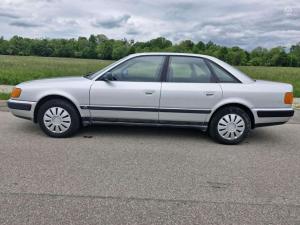 Pelēks Audi 100 1991 Kauņa, ar dzinēja tilpumu 1.98 L un nobraukumu 256 tūkst. km par 1800 €, foto 4 vietnē AUTOMOTO.COM.LV
