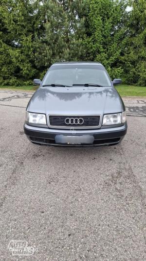 Grey Audi 100 1993 in Utena, with an engine capacity of 2.50 L and mileage of 228 thousand km for 2450 €, photo 3 on AUTOMOTO.COM.LV