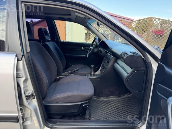 Grey Audi 100 1993 in Gulbene, with an engine capacity of 2.00 L and mileage of 264 thousand km for 8200 €, photo 10 on AUTOMOTO.COM.LV
