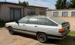 Pelēks Audi 100 1989 Raseiniai, ar dzinēja tilpumu 2.00 L un nobraukumu 200 tūkst. km par 750 €, foto 5 vietnē AUTOMOTO.COM.LV
